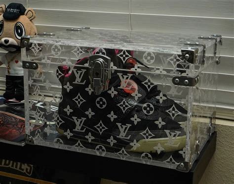 Boxhead From The Plexiglass Collection 1 Cm Thickness