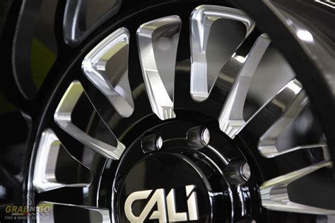 Cali Off Road Summit Grab N Go Tire And Wheel