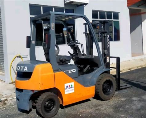 Engine Power Gasoline Forklift Rental Short Term And Long Term Rental