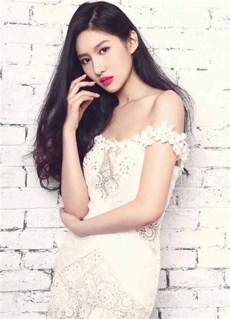 吴优的美照楚楚动人