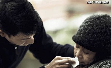幫劉德華還4000萬債務，晚年被子女啃老啃到破產，華仔把她寵上天 壹讀