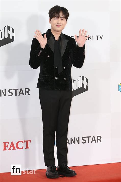 포토 이찬원 힐링주는 인사 헉스