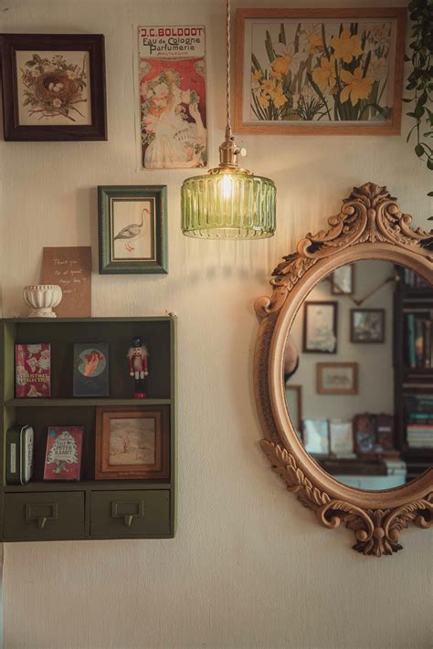 가구 가인 거리 사진 거울 건축 경치 골동품 그림 기와 나무 내 시점 도시 도시 사진 디자인 따뜻한 라이프스타일 레토 레트로 반사된 방