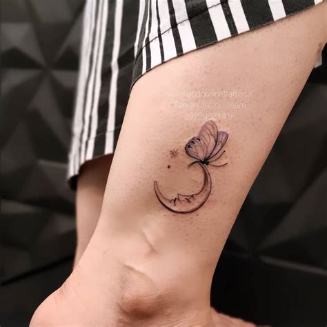 تتو روی ساق پا طرح پروانه و ماه تاتو شکم و بدن