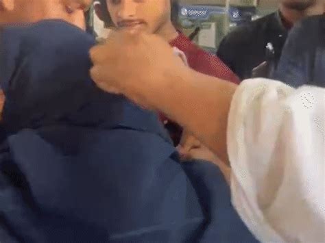 Muslim Girl Beaten Up After Being Seen With A Hindu Boy Video