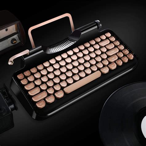 A Typewriter Keyboard Fitroden