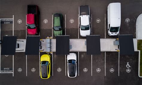Léveillé Ford Inaugure Le Plus Grand Centre Public De Bornes De