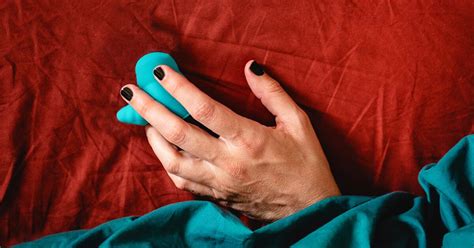 How To Remove A Stuck Sex Toy From Your Vagina Or Anus Next Steps