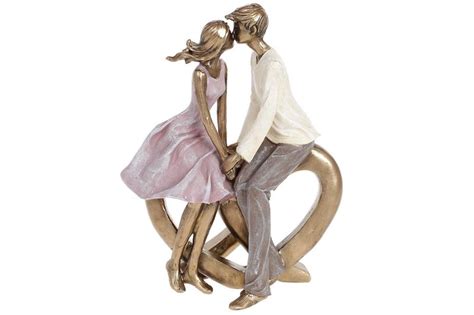 Статуетка декоративна закохана пара серце 22х17х9 см полістоун 1k07 174