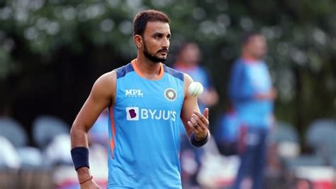 Whats The Difference Between Harshal Patels Ipl Performance And India