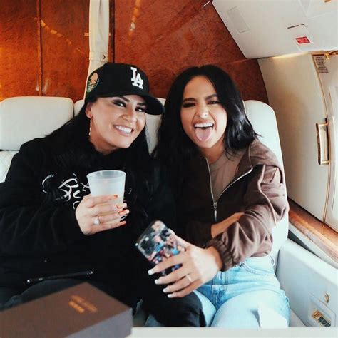 Mom And Daughter Scrolller Mom And Daughter Scrolller