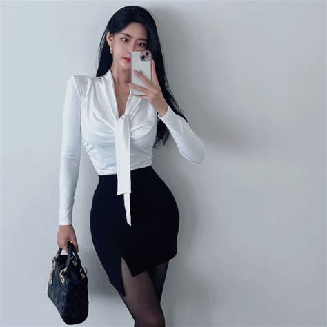 당일 파리 드레이프 타이t 스카프 리본 여리핏 페미닌 쫀쫀 옆셔링 스판 긴소매 티셔츠 간절기 신상 베이직 글램룩 섹시룩 블라우스 하객룩 오피스룩 고퀄 베이직 3color