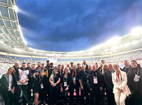 Pleser A Braint I Weithio I Whisper Cymru Ar Cwpan Rygbir Byd ️ Such A Pleasure And Privilege