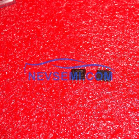 AT25040B SSHL B Microchip NOR Flash Memories Nevsemi Electronics