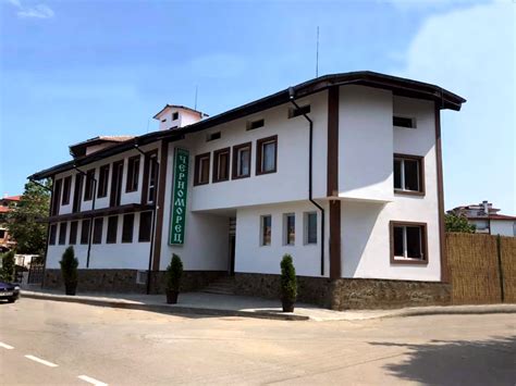 Начало Хотел Черноморец град Черноморец