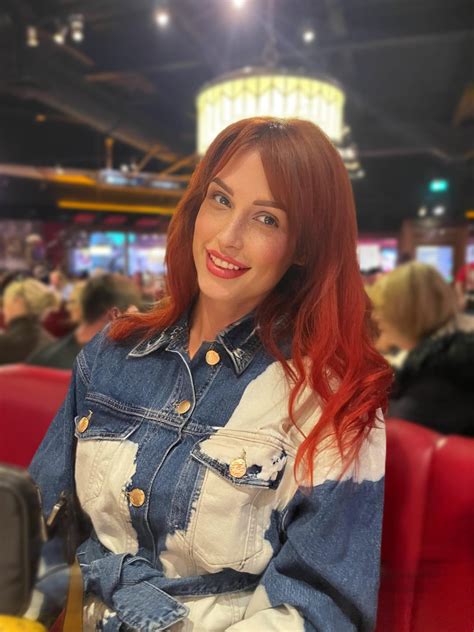 Date Night Where Are You Taking Me R Redheadbeauties