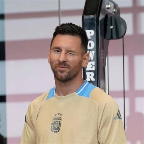 El Nuevo Billete De 10000 Pesos Argentinos Tiene A Lionel Messi Oculto