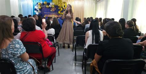 Чернівецький професійний ліцей сфери послуг У Чернівецькому професійному ліцеї сфери послуг