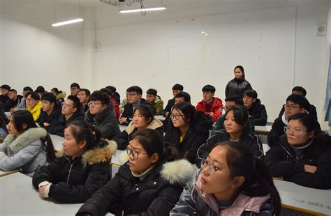 电气工程学院开展 扬青春态度 展青年风采”政治学习活动