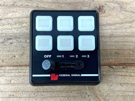 Federal Signal Programmable 6 Button Keypad Controller