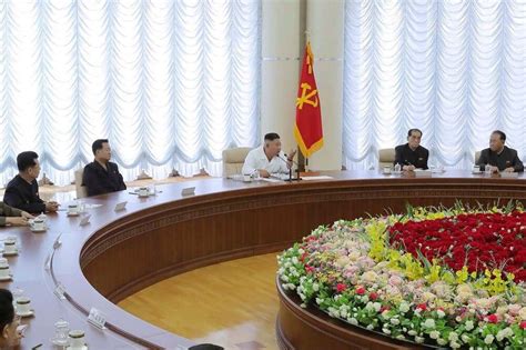 خبرآنلاین تصاویر کیم جونگ اون دوباره پیداش شد سالم و سلامت