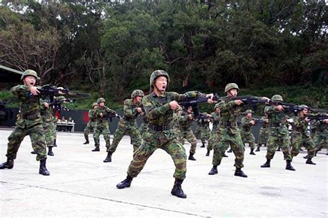 殺聲震天 馬防部舉辦刺槍術競賽 馬祖日報