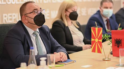 РЕГУЛАТОРНА КОМИСИЈА ЗА ЕНЕРГЕТИКА ВОДНИ УСЛУГИ И УСЛУГИ ЗА УПРАВУВАЊЕ СО КОМУНАЛЕН ОТПАД НА