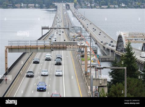 Seattle September 17 2023 Lake Washington Floating Bridge With Westbound Traffic On