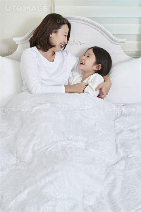 엄마와딸 유토이미지 상세페이지 베이직샵 사진