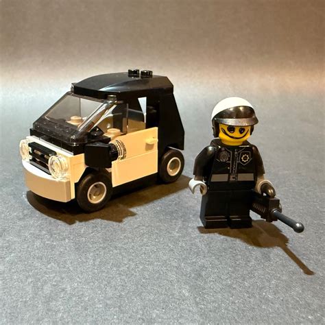 Lego Movie Good Cop Bad Cop Police Set Hobbies And Toys Toys And Games On