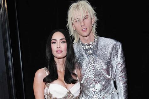 Megan Fox And Machine Gun Kelly Slow Dance At Stagecoach Festival