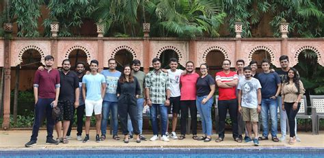 Web And Mobile Development Servicesbig Data Solutionsdeuex Solutions