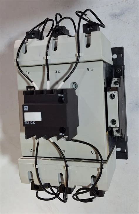 Tc Capacitor Duty Contactor 100 Kvar 3 Pole At ₹ 5000piece In Panipat
