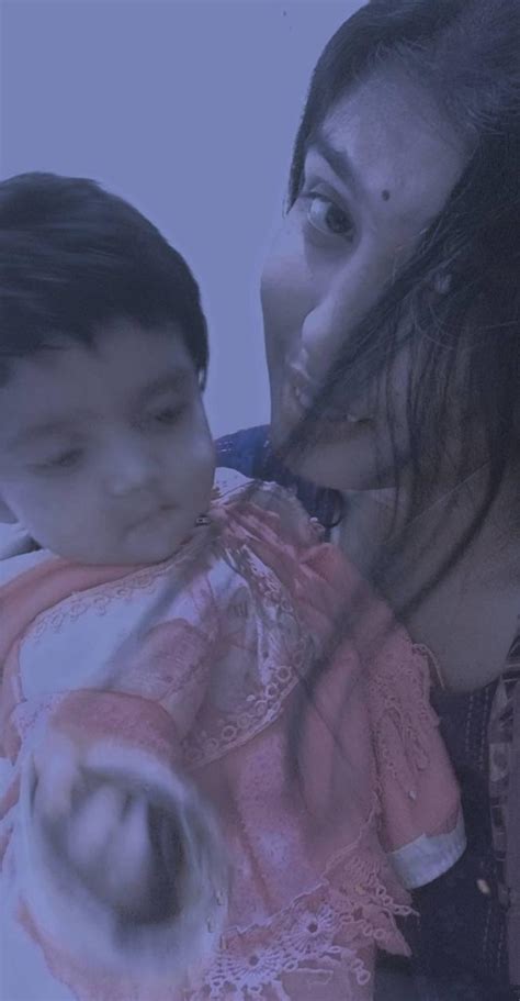 জংলি ছবি কেন্দ্র করে সিয়াম বুবলি ও দিঘী একটু বেশি ঘষাঘষি করছে না। কি মনে হয় বন্ধুরা তোমাদের