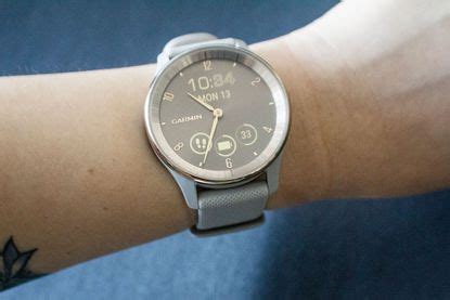 Garmin Vivomove Trend review: trending smarter - The Verge