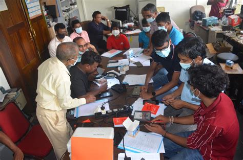 නව නිපැයුම්කරුවන් සඳහා ඉලෙක්ට්‍රොනික වැඩමුළුවක් ආතර් සී ක්ලාක් ආයතනයේදී A C C I M T