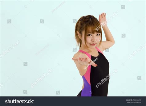 Japanese Girl Wearing Swimsuit库存照片754268893 Shutterstock