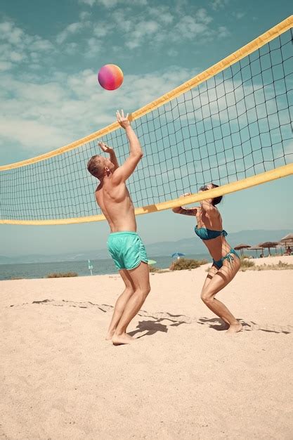 Premium Photo Beach Games Beach Volleyball Concept Couple Have Fun