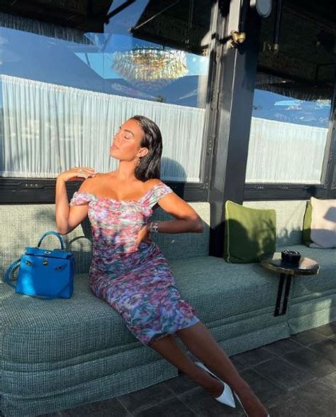 Galerie Foto ”profiți De Moartea Ei ” Georgina Rodriguez A Stârnit Revoltă