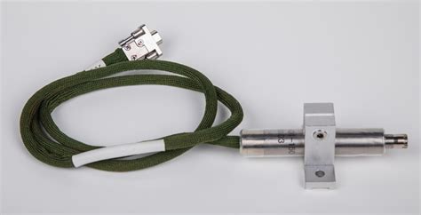 定制传声器和前置放大器