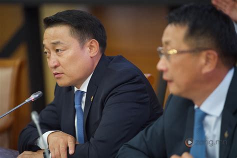 Д Амарбаясгалан Сайд нар болон намд удаан ажилласан гэдгээр түрий барьдаг хүмүүс жагсаалтад орохгүй