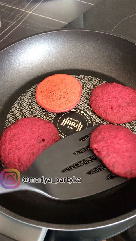 Оселедець в лаваші дуже смачно 🤗 ️ Лаваш в мене шпинатний ️ Вершковий сир можна і