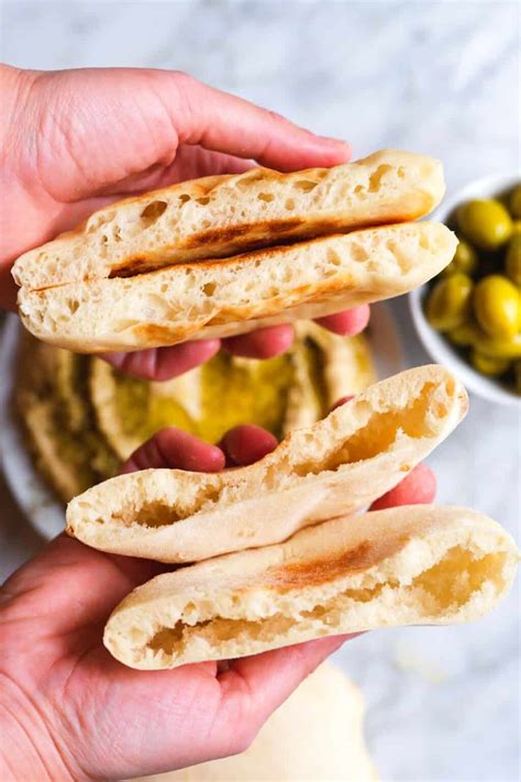 Easy Homemade Pita Bread Recipe