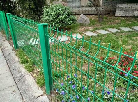 什么是桃型柱护栏网 知乎