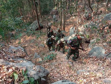 កងពលតូចថ្មើរជើងលេខ៤២ បន្តចាត់តាំងកម្លាំងចេញល្បាតត្រួតពិនិត្យ ក្នុងភូមិសាស្រ្តទទួលខុសត្រូវ