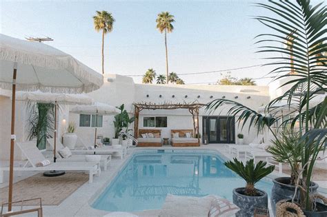 14 Iconic Palm Springs Hotels To Experience The Area