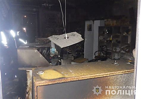 СБУ и Нацполиция задержали трех агентов фсб которые поджигали отделения Укрпочты и авто военных