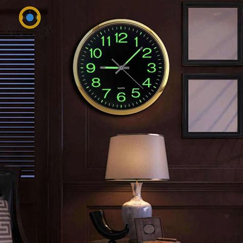 12 дюймовые круглые светящиеся настенные часы светящиеся в темноте золотистые Xc купить по