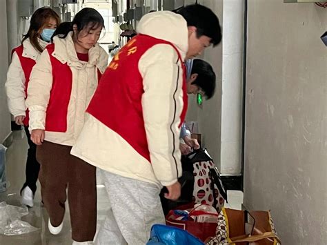 直击经济与管理学院“朋辈帮扶传温情，雷锋精神暖人间”主题活动顺利开展 衡阳师范学院经济与管理学院