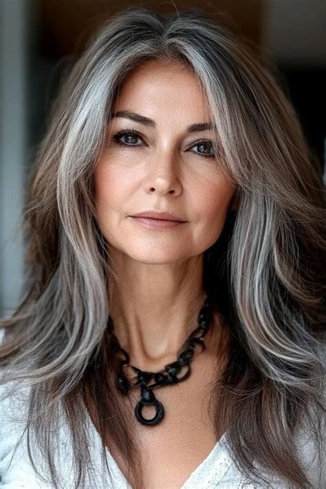 26 Most Flattering Layered Hairstyles For Women Over 50